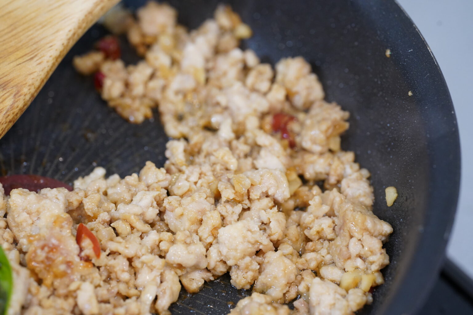 Simple Thai Gapao Rice Recipe – One Pan, No Onion Needed! | Recipe ...